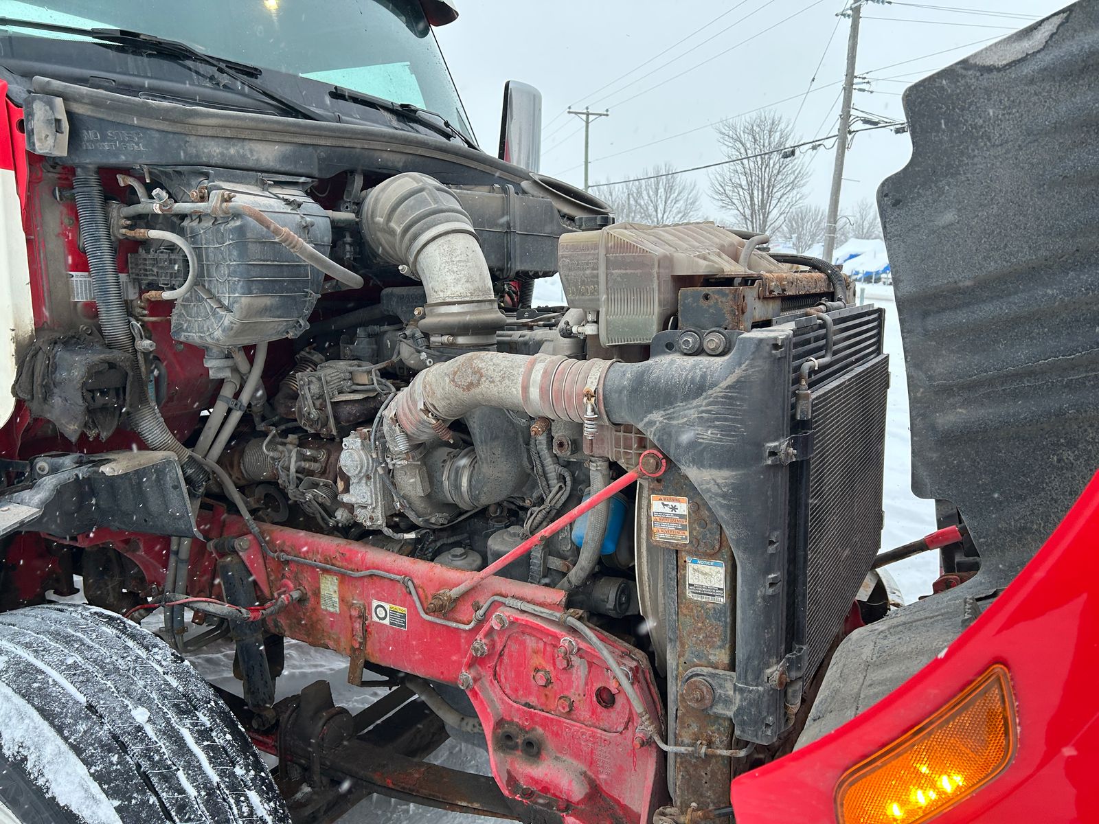 PETERBILT 579 2015 GX-32368 | Used Heavy Duty Trucks | Ca......